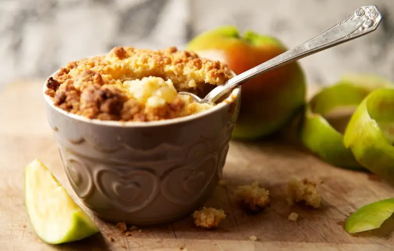 Mini apple crumbles | appetite magazine